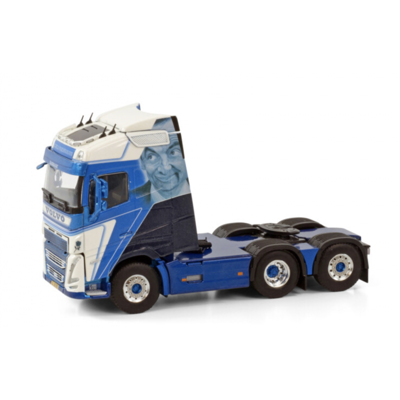 KJELD FREDERIKSEN VOLVO FH5 GLOBETROTTER 6X2 TAG AXLE - Class Design